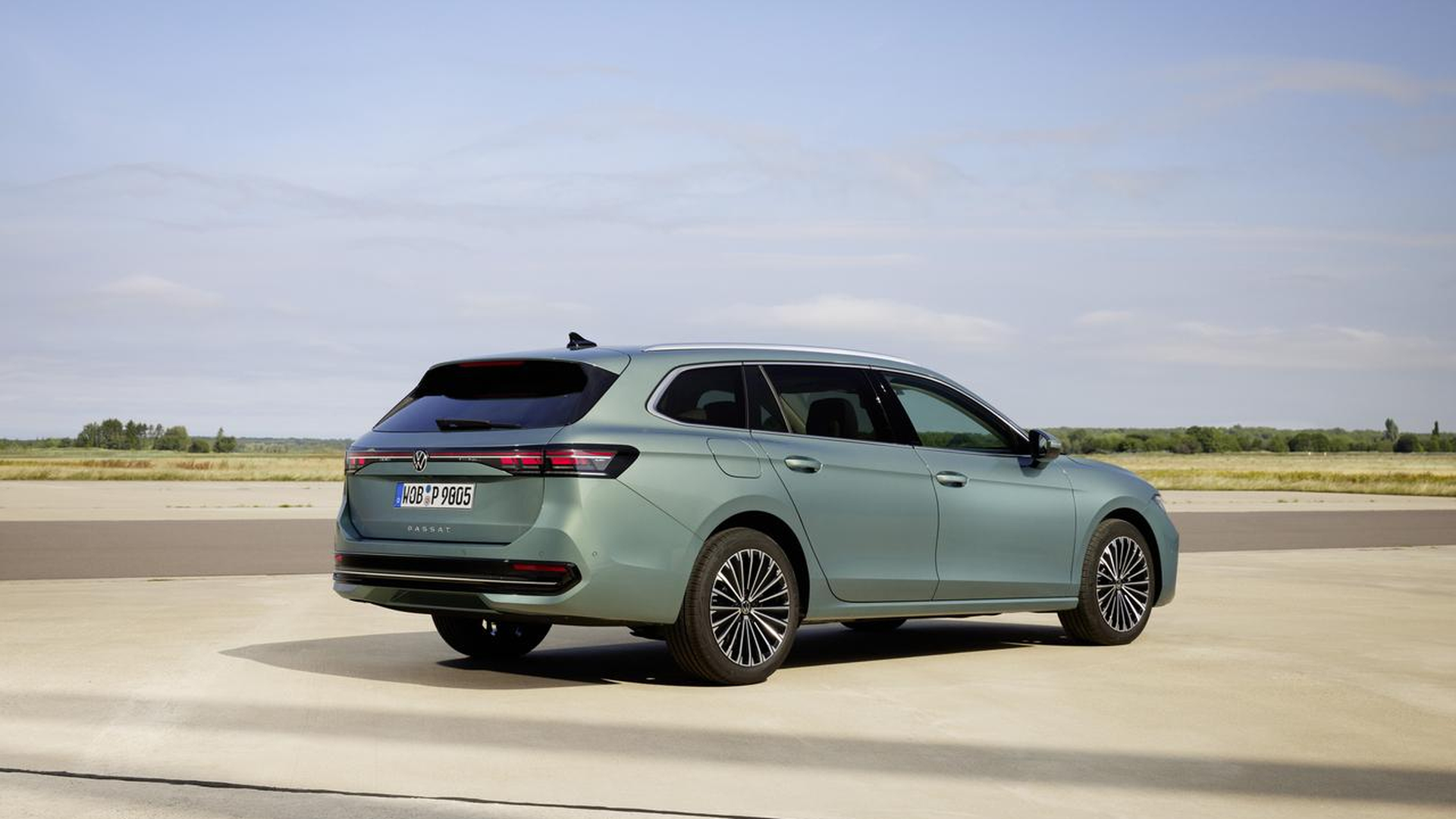 Volkswagen Passat 2024: una rivoluzione nel segmento delle station ...