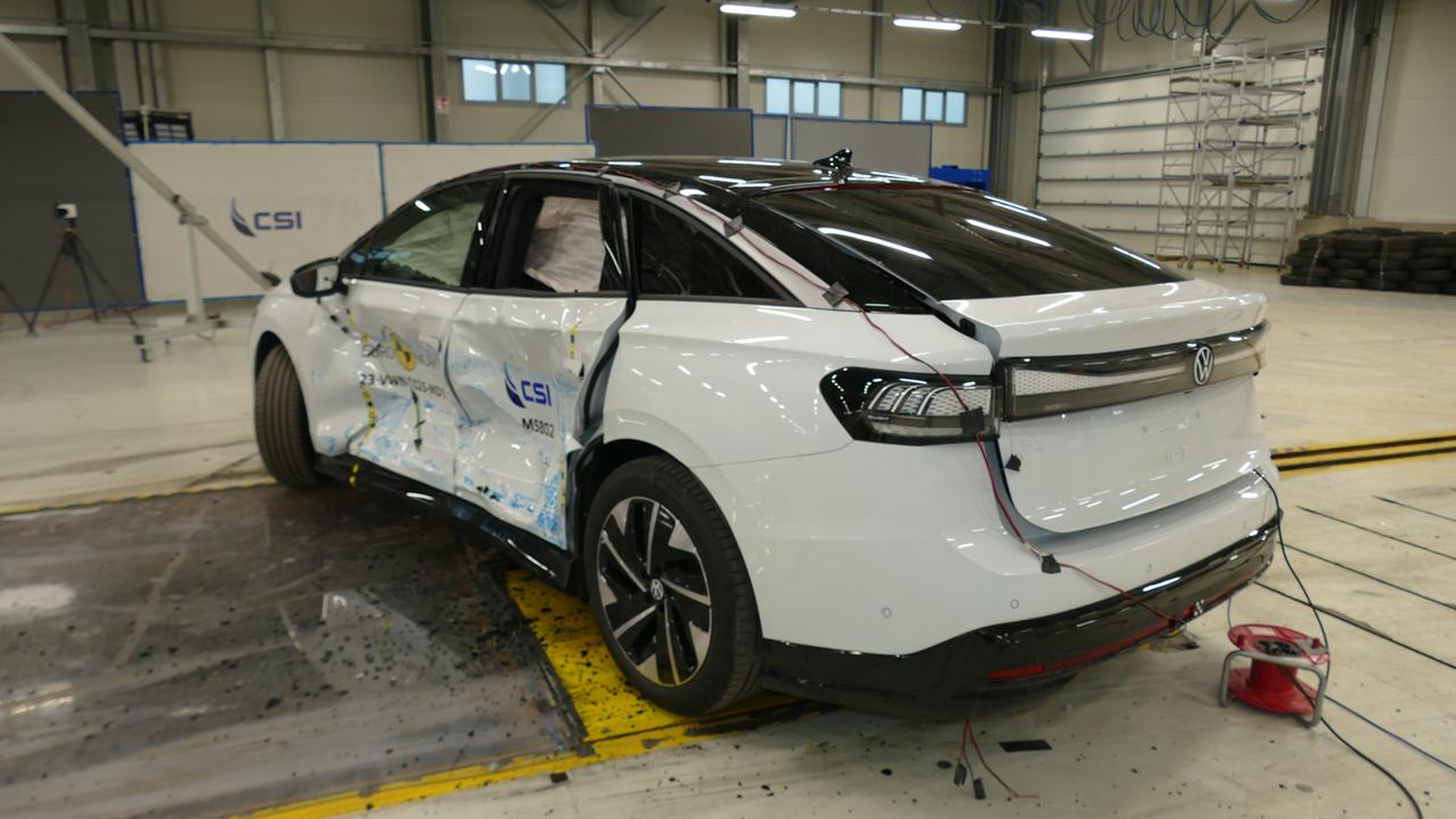 Volkswagen ID.7: cinque stelle Euro NCAP per lei [FOTO e VIDEO] - Motori.it