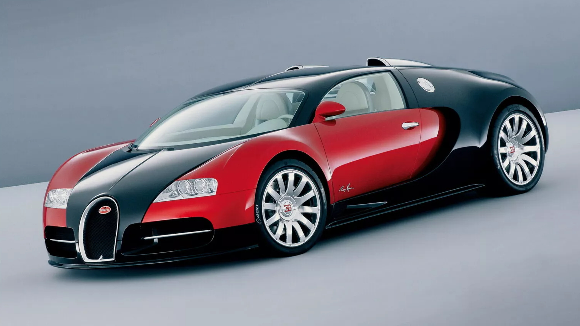 Bugatti celebra 20 anni di Veyron con una one-off leggendaria