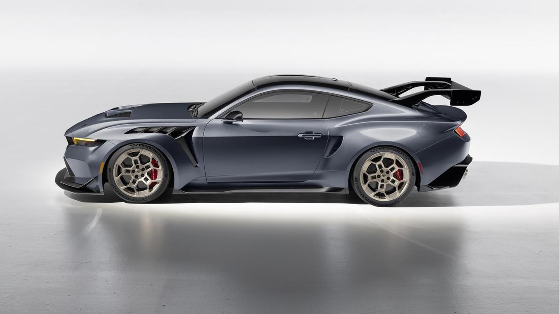 Ford Mustang GTD: debutta la nuova supercar stradale da 800 CV [FOTO e ...