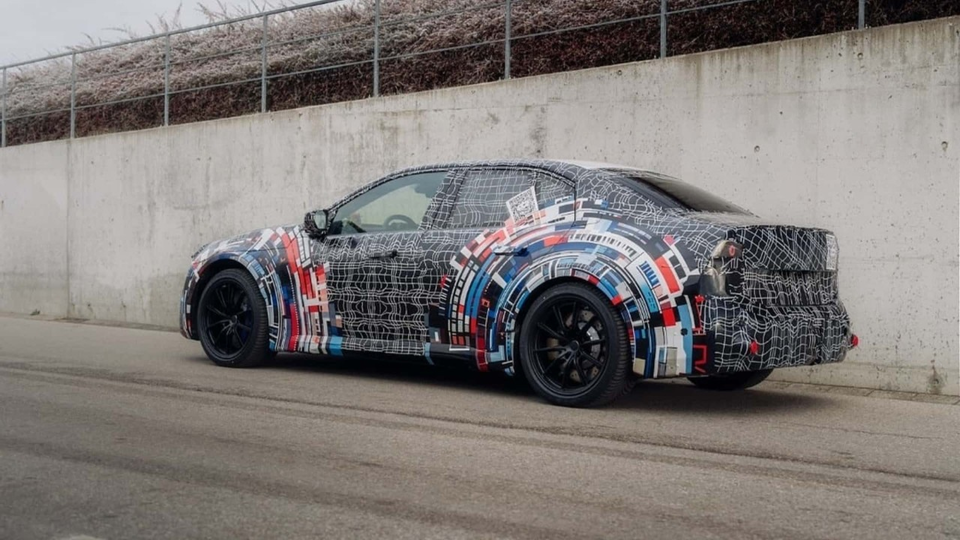 BMW i3 M: l'elettrica sportiva da 1000 CV in arrivo nel 2027 - Motori.it