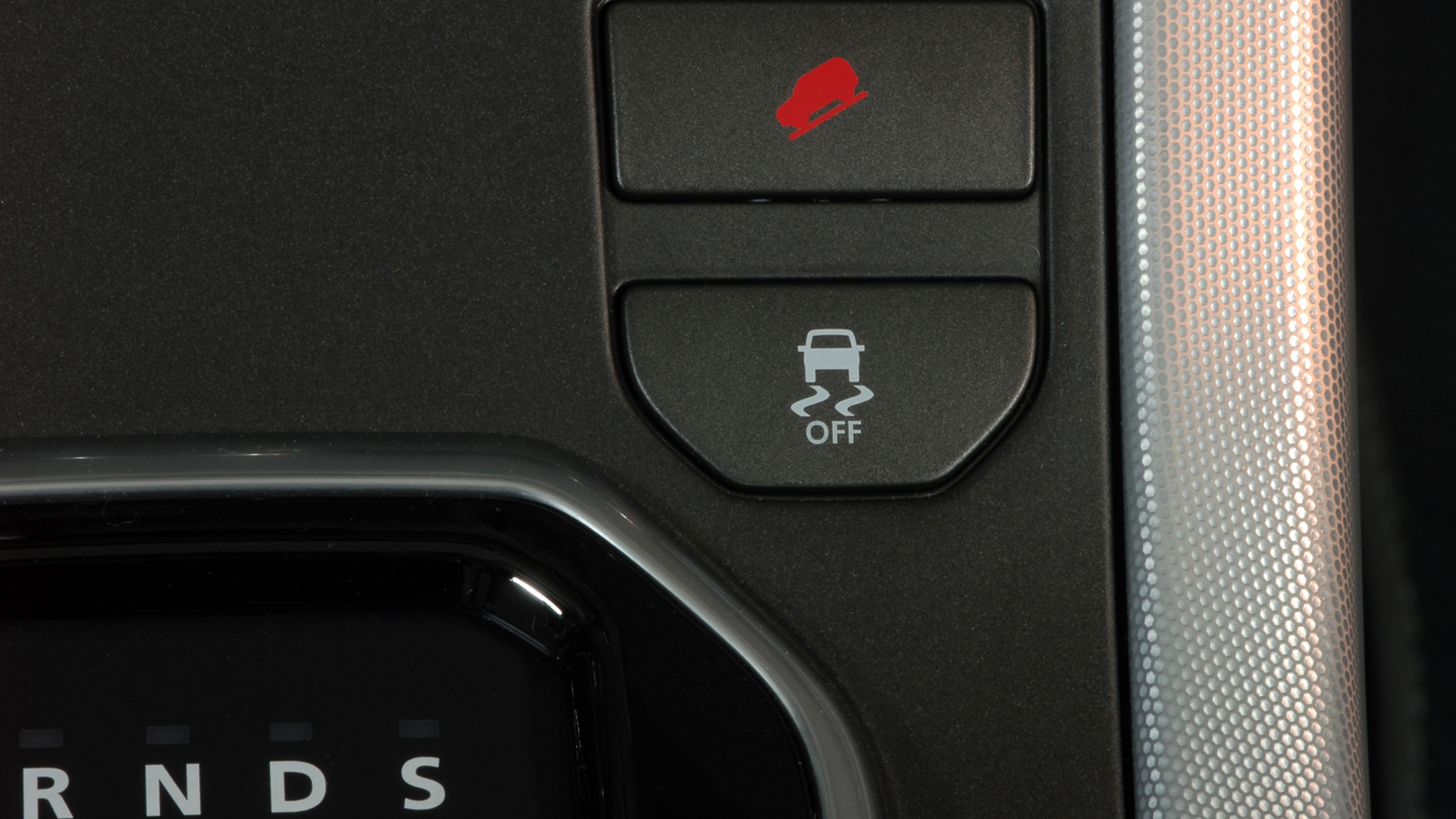 ESP auto: cos’è, come funziona e perché è obbligatorio