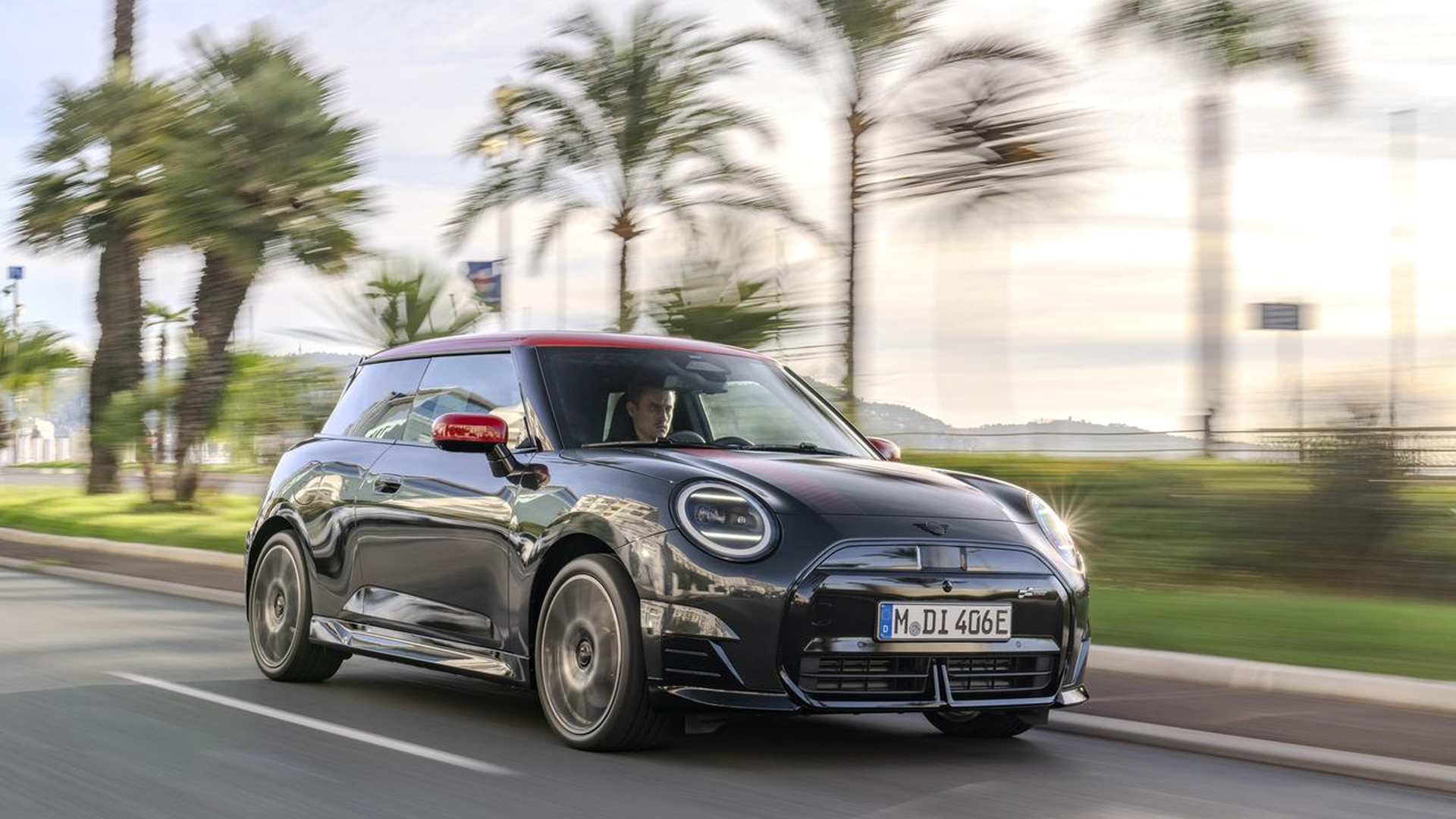 Mini Cooper SE JCW: debutta la nuova sportiva 100% elettrica [FOTO ...