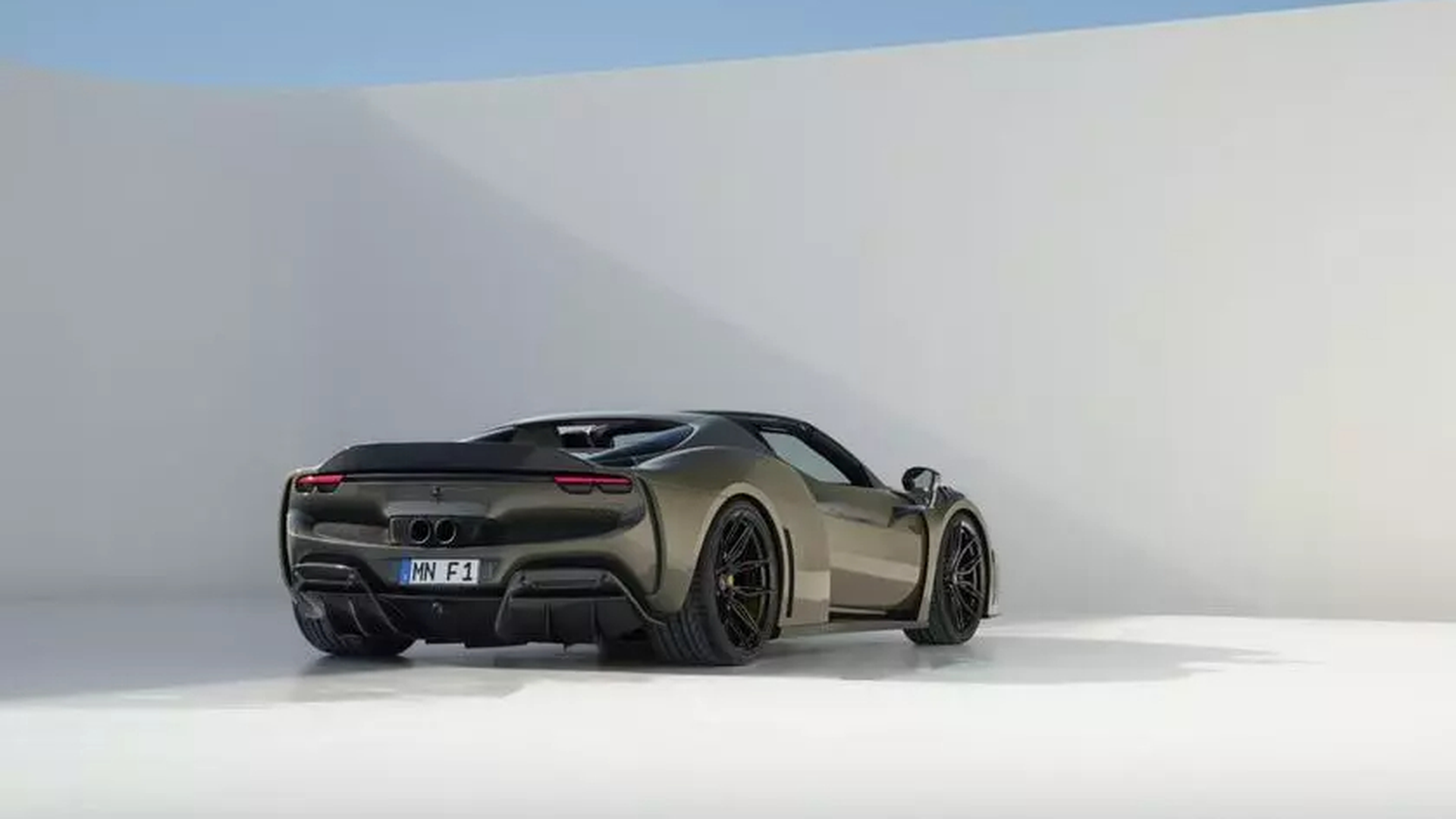 Ferrari 296 GTS: look hypercar con Novitec N-LARGO