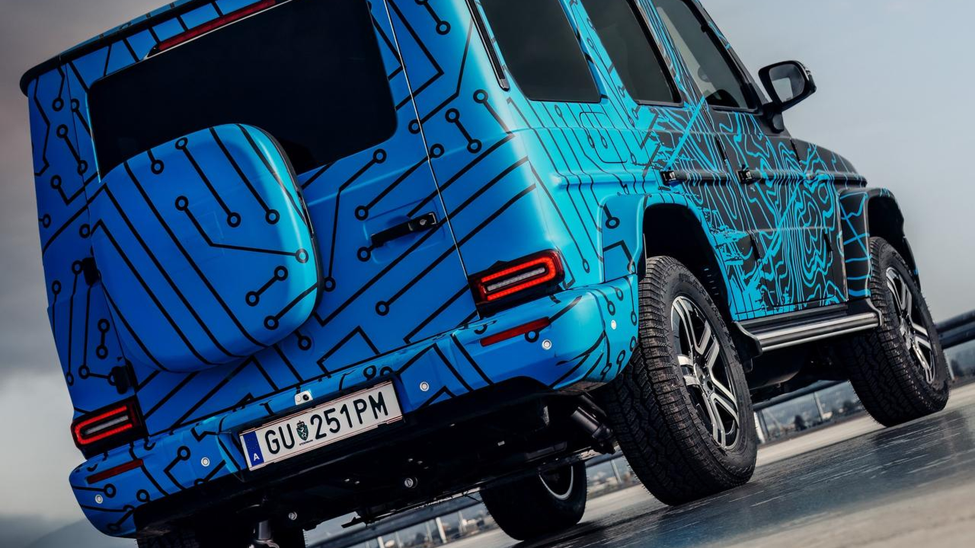 Mercedes EQG svela le sue forme in nuove foto ufficiali - Motori.it