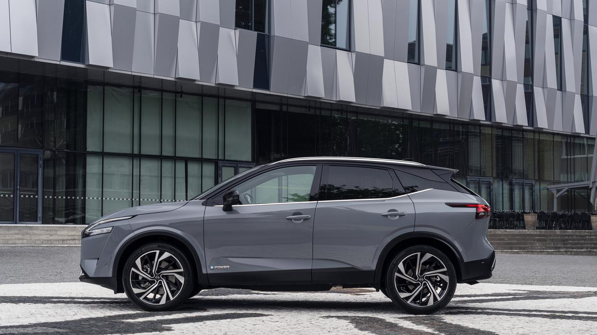 Nissan premia la concessionaria Autogiapponese per le sue grandi ...