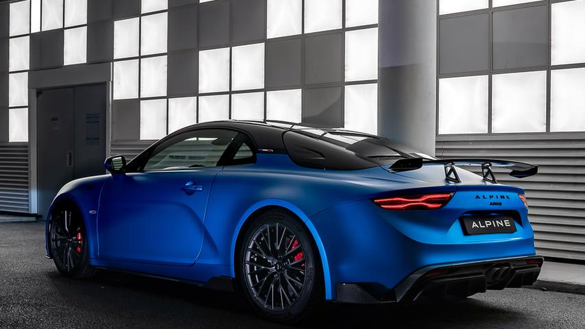 Alpine A110 2024: la sportiva si aggiorna con l’arrivo del nuovo model ...